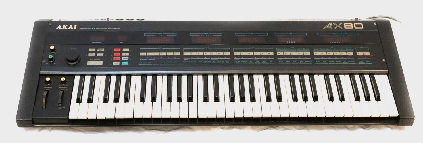 Akai AX80: Beauty is only skin-deep